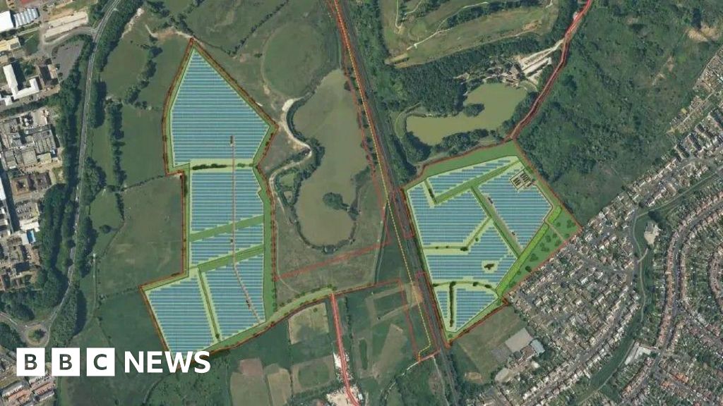 Eastbourne: Solar farm plans approved despite objections - BBC News
