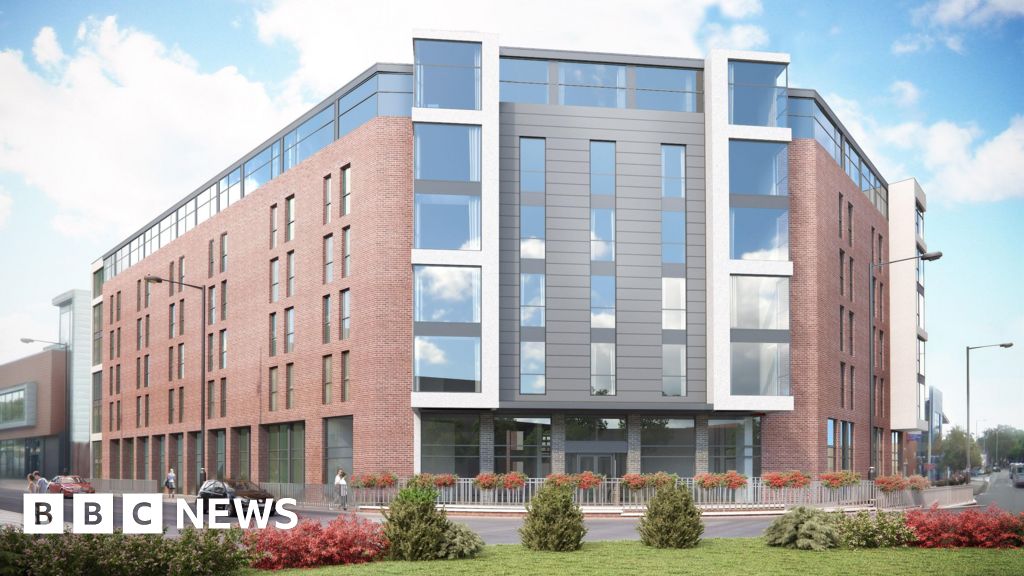Newcastle-under-Lyme building set to be transformed - BBC News