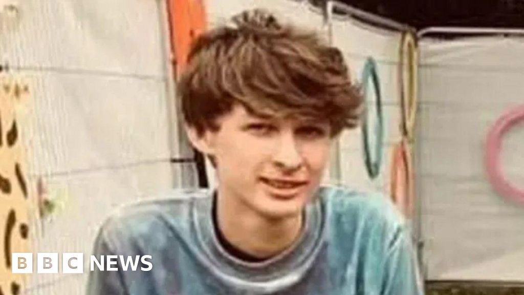 Dylan Thomas: Murder trial hears accused was 'psychotic for months ...