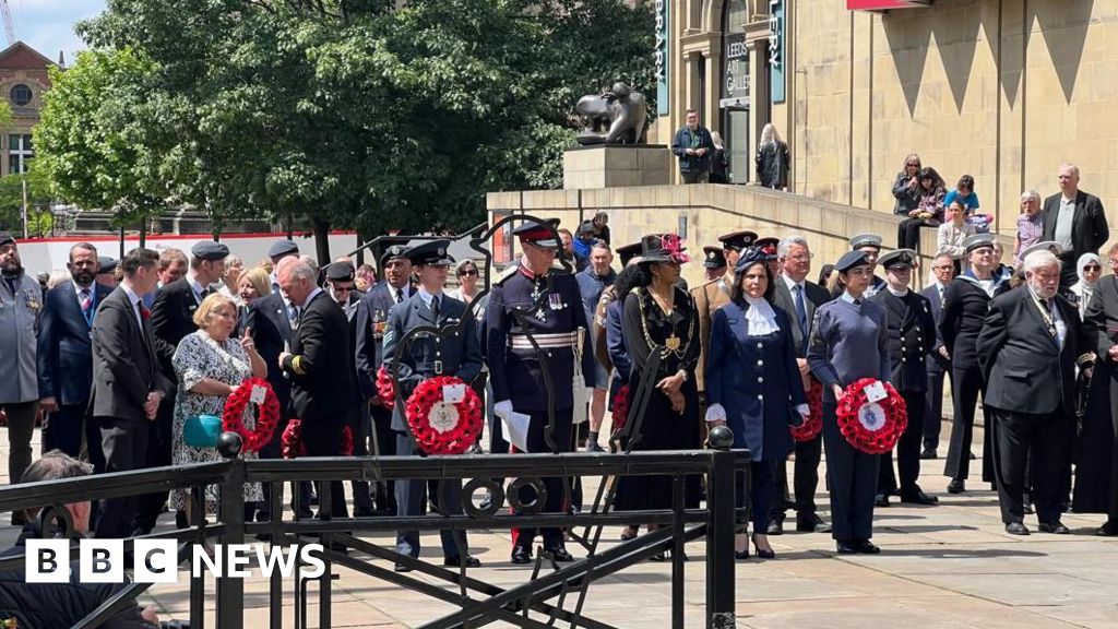 D-Day: 80th anniversary marked around Yorkshire - BBC News