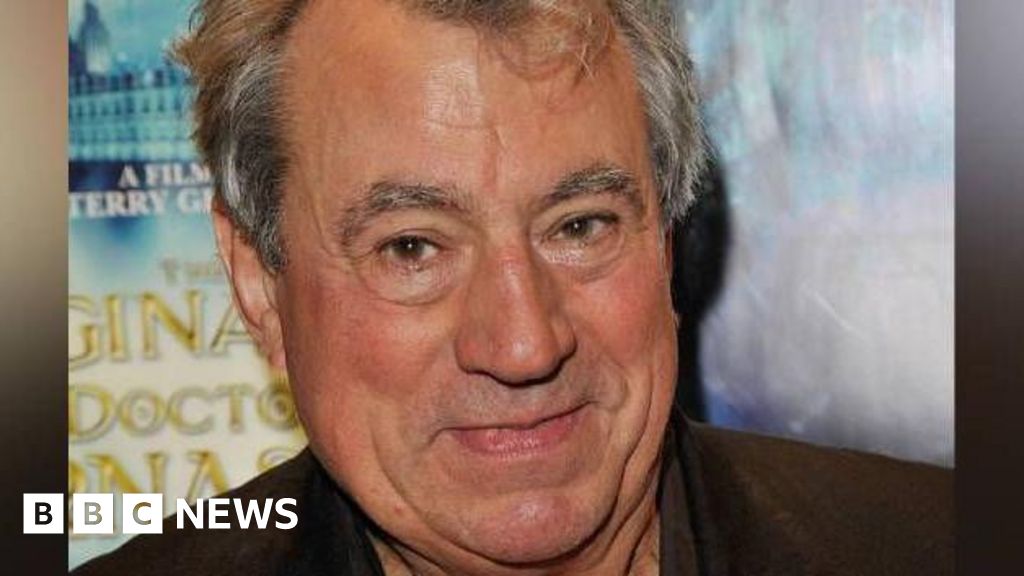 Monty Python: £120k raised for statue of Terry Jones - BBC News