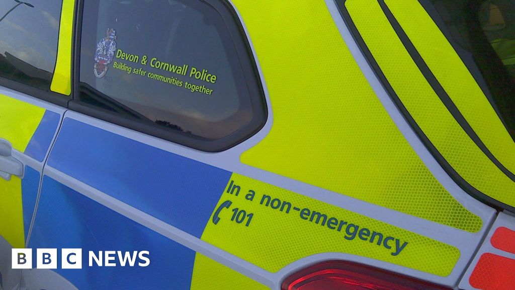 Hampshire motorcyclist dies after three-vehicle crash in Torquay