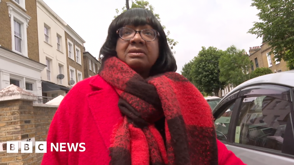 Diane Abbott: I'm definitely going to stand in election - BBC News