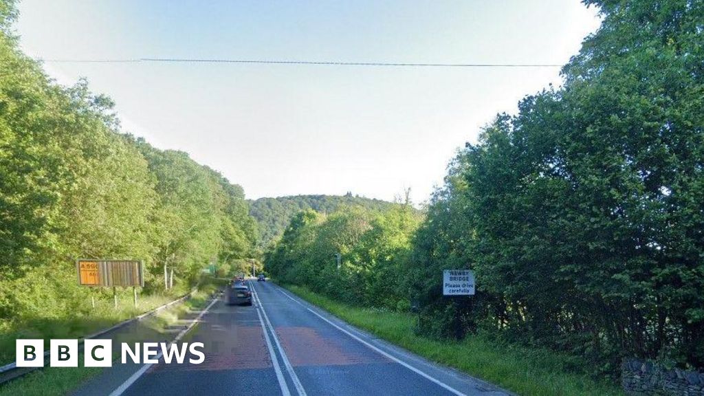 Newby Bridge A590 crash seriously injures drivers - BBC News