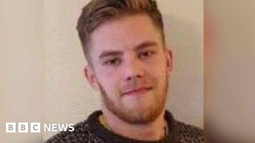 Peterborough murder: Two charged over Nicholas Bonner death - BBC News