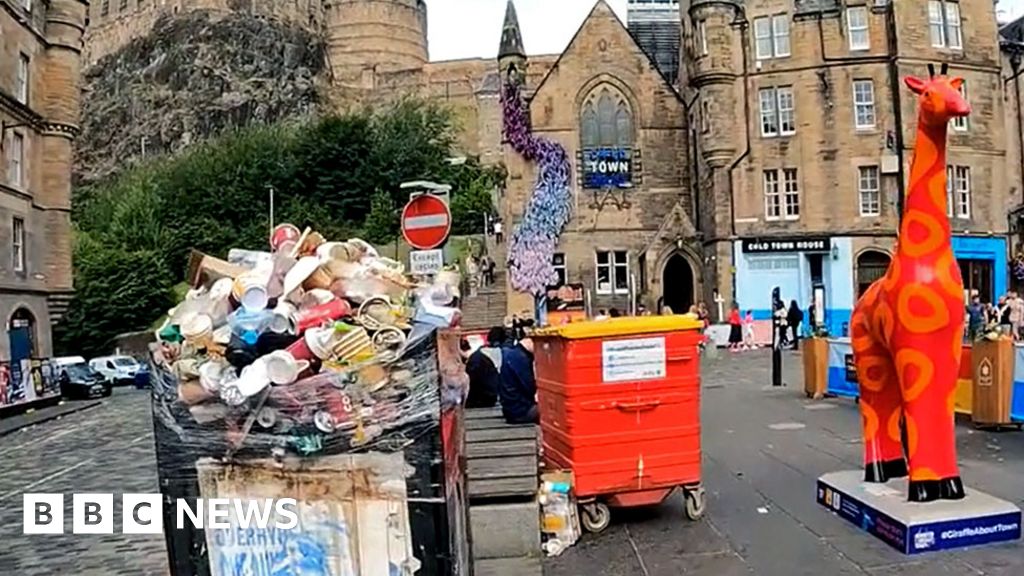Taking a walk through rubbish-laden Edinburgh's Grassmarket - BBC News