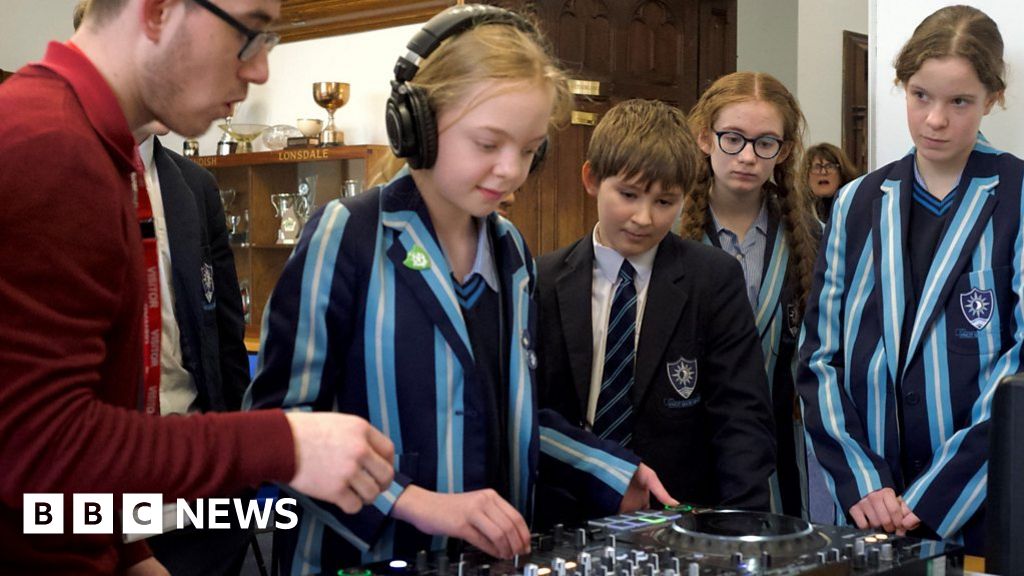 School children tackle e-bike and e-scooter safety with rap music