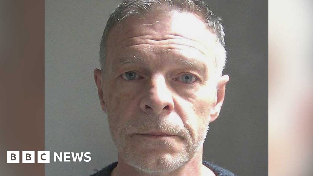 Former Welwyn Garden City paramedic jailed for rape - BBC News