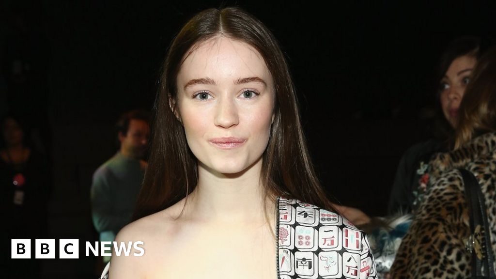 Sigrid: Pop music is what touches me the most - BBC News
