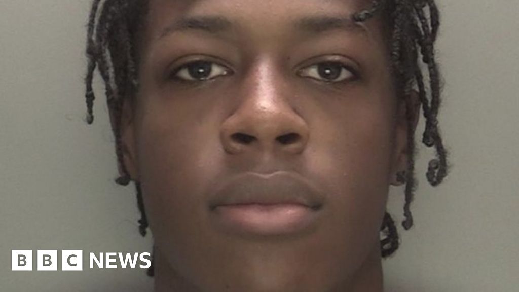 Man guilty of Smethwick shopping centre stab murder