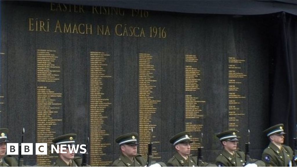 Easter Rising: Remembrance wall unveiled in Glasnevin Cemetery - BBC News