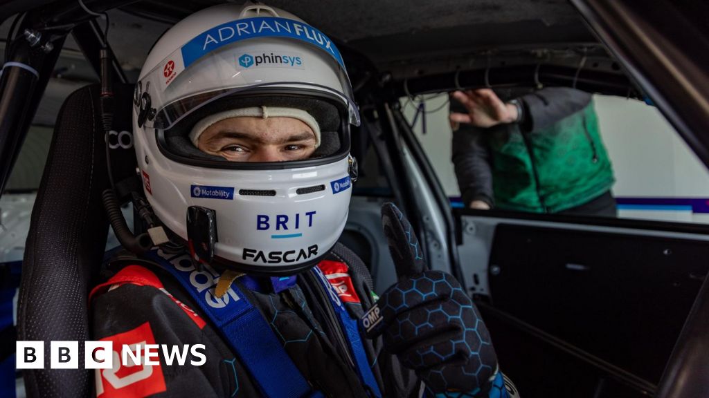 F1: Caleb McDuff, 16, aiming to become first deaf driver - BBC News
