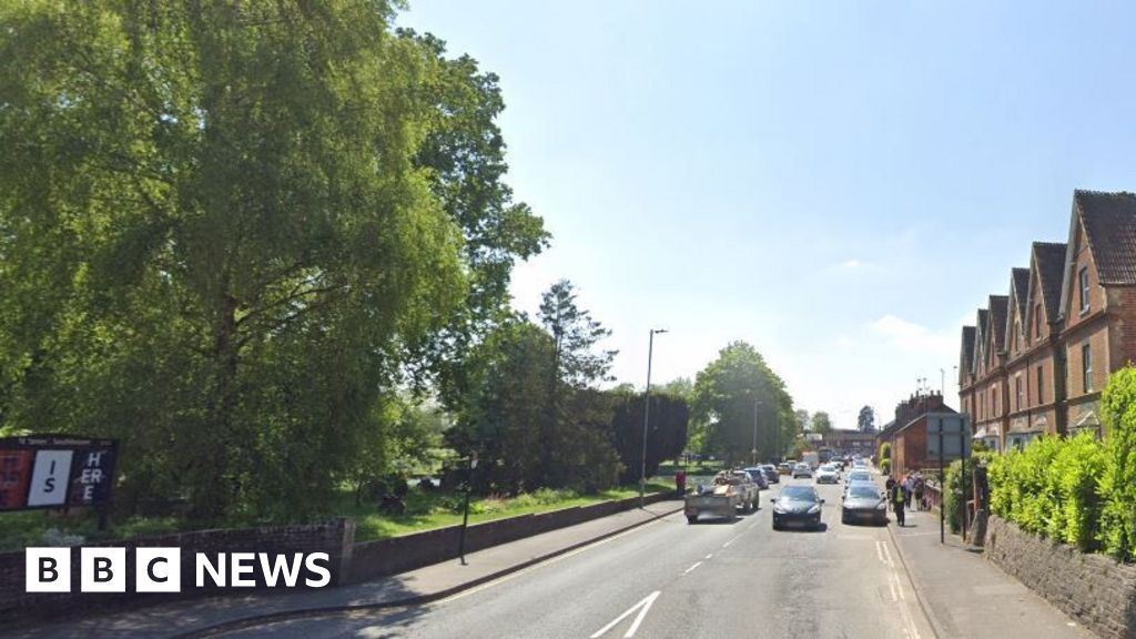 Devizes stabbing leads to attempted murder charge - BBC News