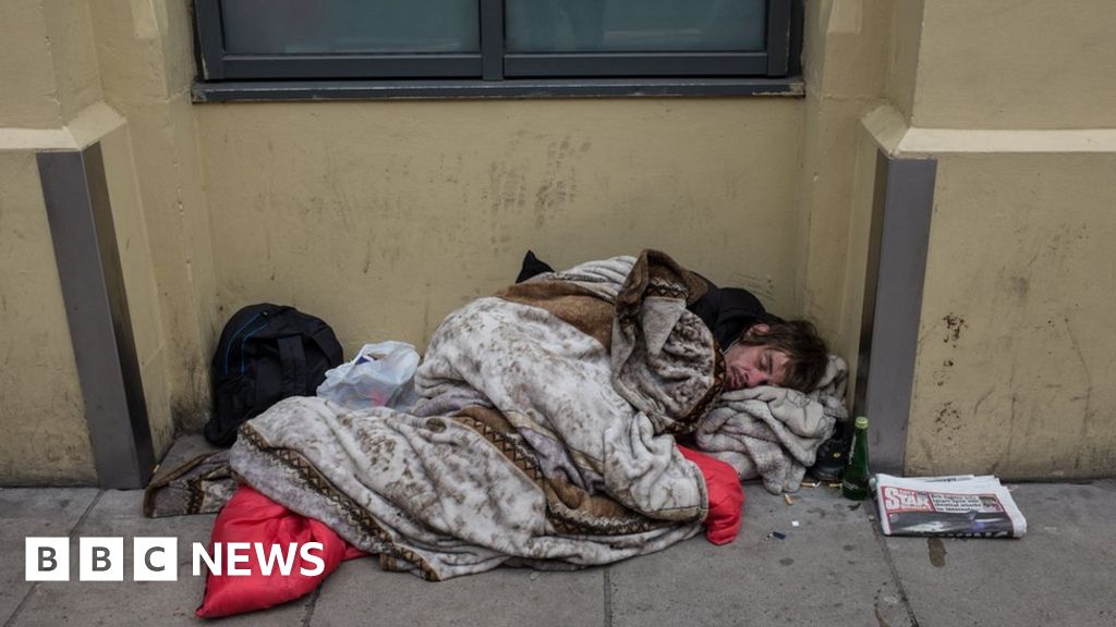 Rise in homelessness applications in Scotland reverses nine-year trend ...