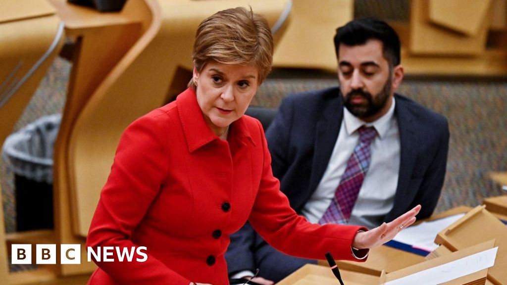 Covid in Scotland: What is guidance and what is the law? - BBC News