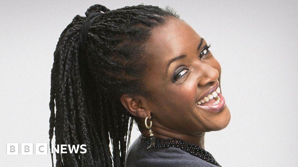 Diane Louise Jordan speaks out against harassment notices - BBC News