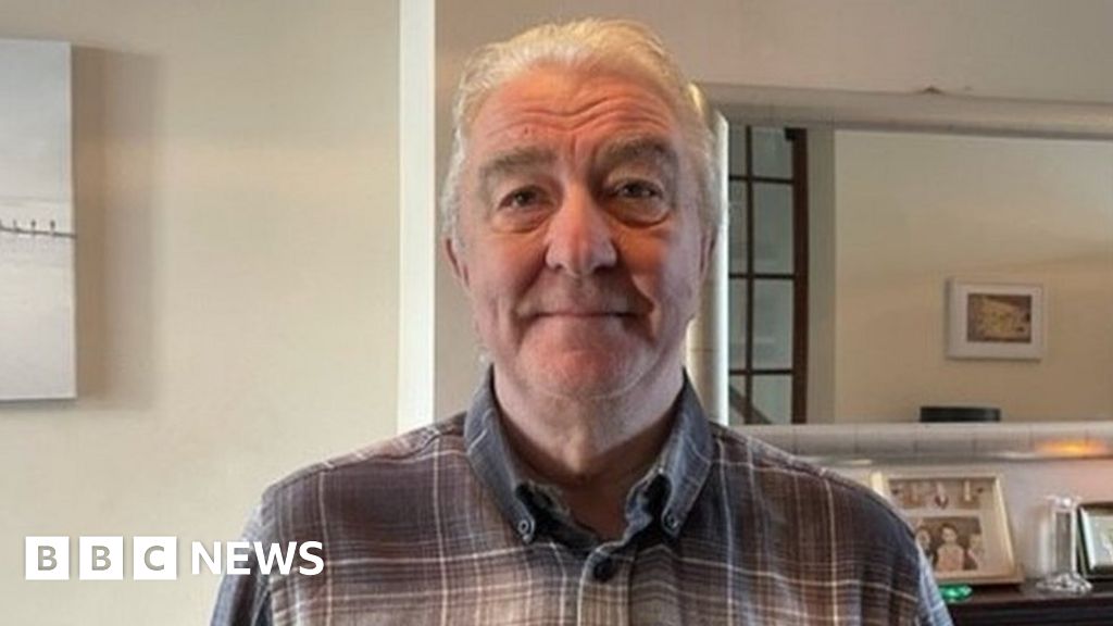 Flooding: What now for residents as clean up continues? - BBC News