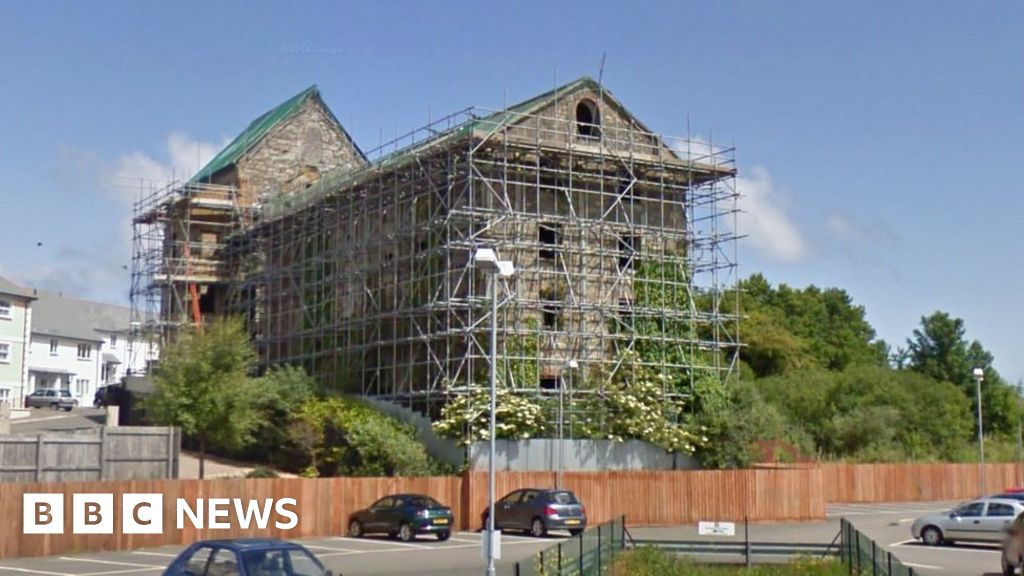 Plans to turn historic Cornwall mill into affordable homes - BBC News