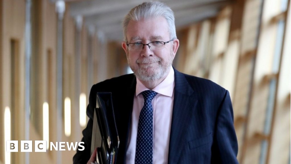 Scots minister 'will publish EU analysis' - BBC News
