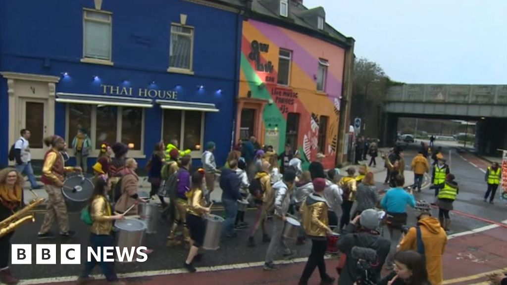 Thousands march to save Cardiff's Guildford Crescent - BBC News