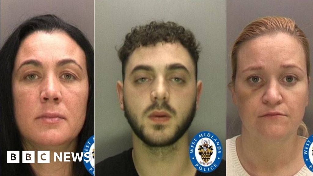Three sentenced for assisting Solihull killer's escape bid - BBC News