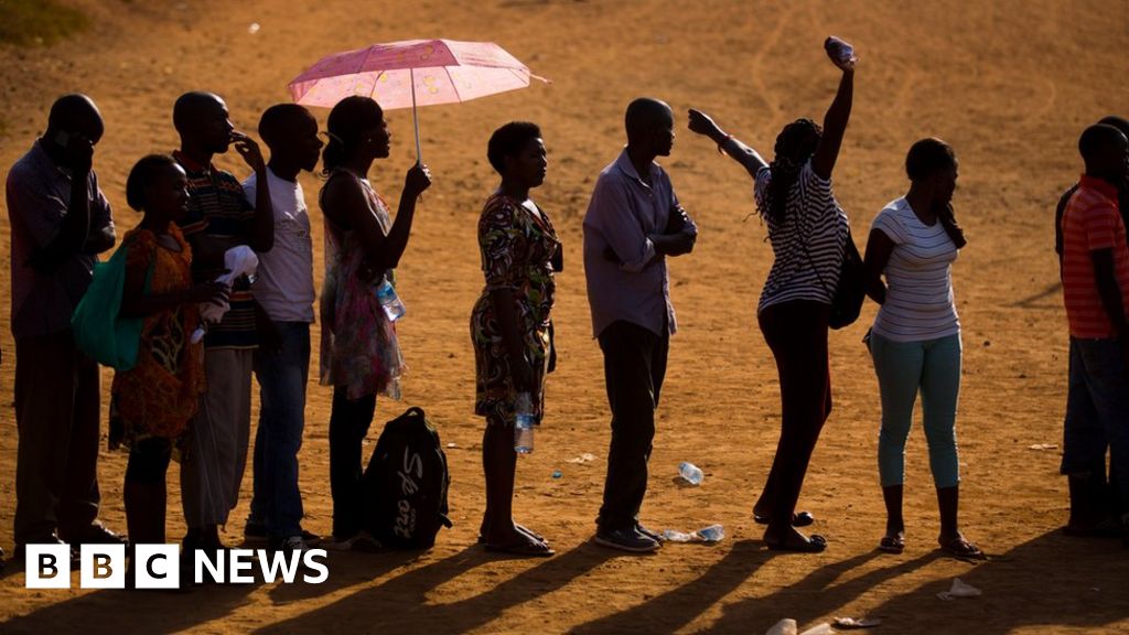 Week in pictures: 13-19 February 2016 - BBC News