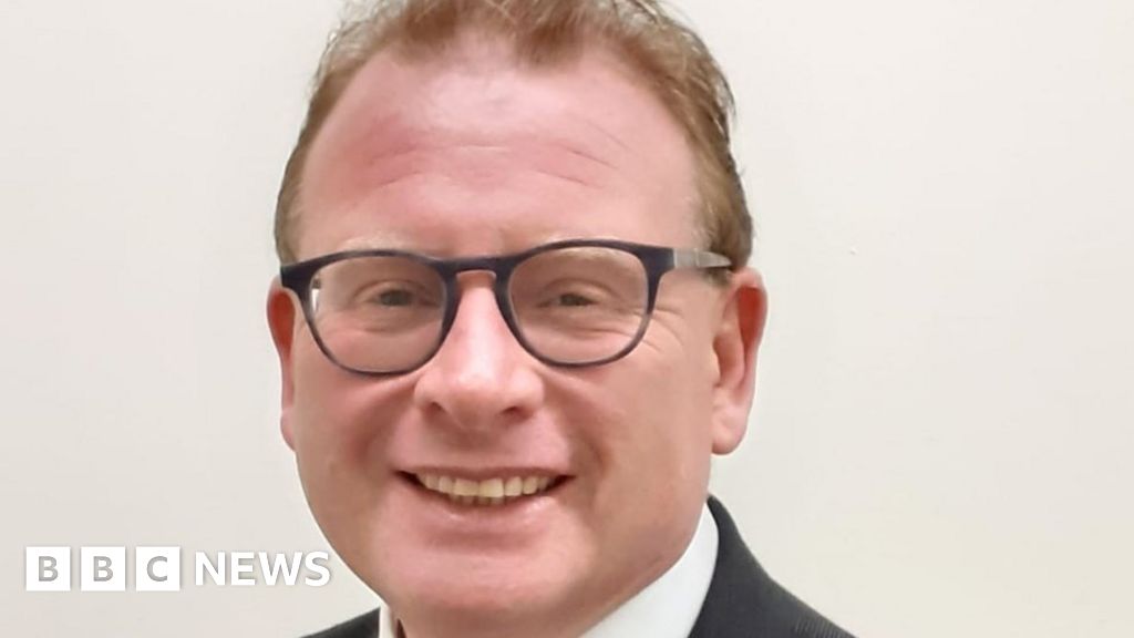 Warwickshire MP Marcus Jones made PM's private secretary - BBC News