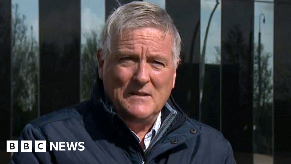 Covid: Kettering's high rate 'not all about children' - BBC News