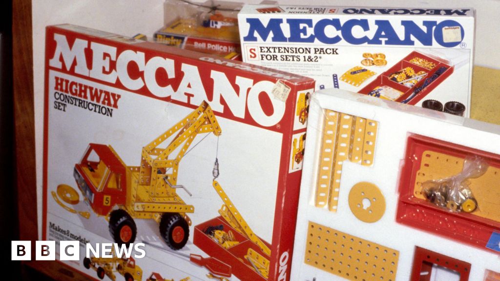 Meccano founder's long-lost train station plaque to be reinstated