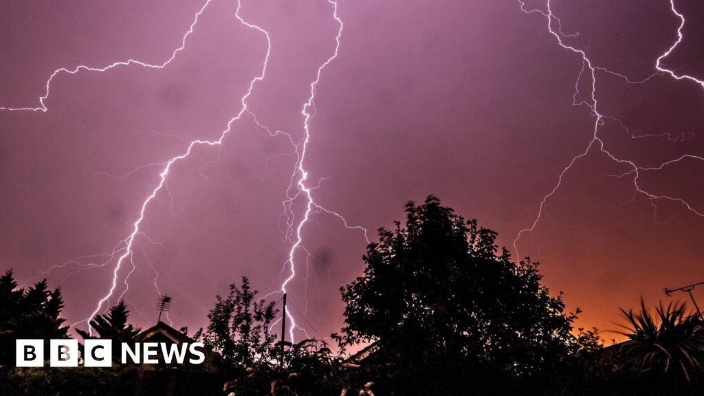 Thunderstorm warning issued by Met Office for the East of England - BBC ...