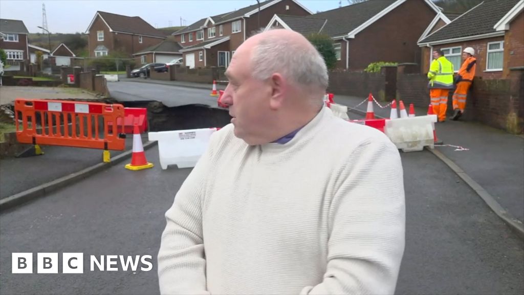 Merthyr Tydfil sinkhole: Wall falls into hole mid-interview