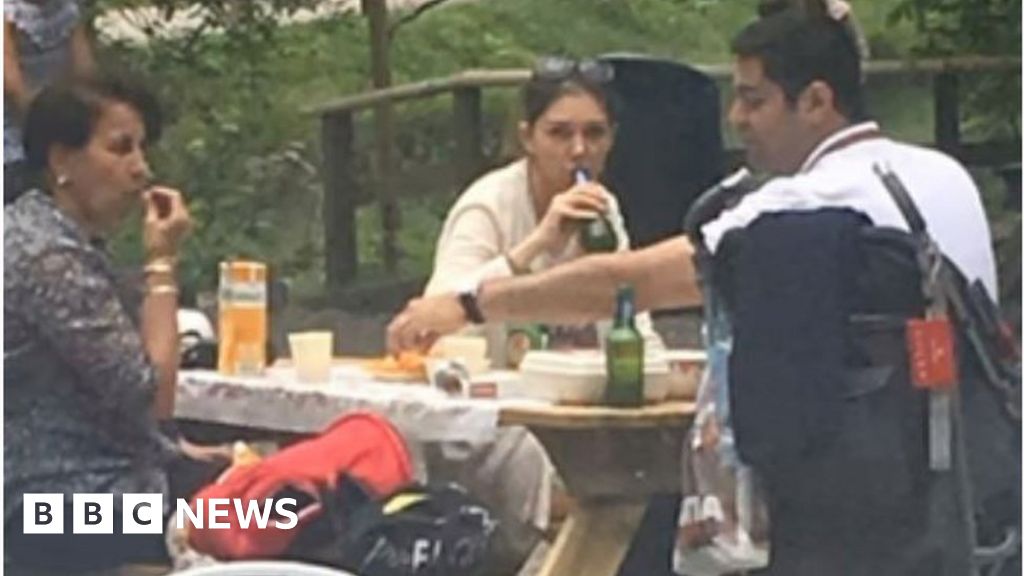 Azadeh Namdari: Backlash over conservative Iranian television host ...