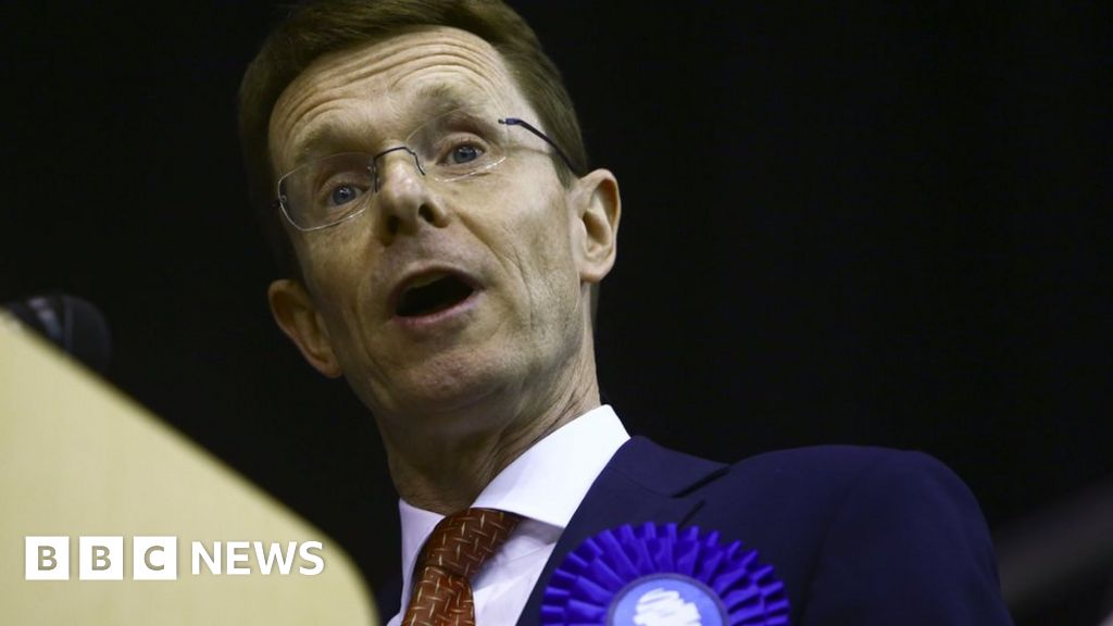 Midlands Metro Mayor: The word on A Street - BBC News