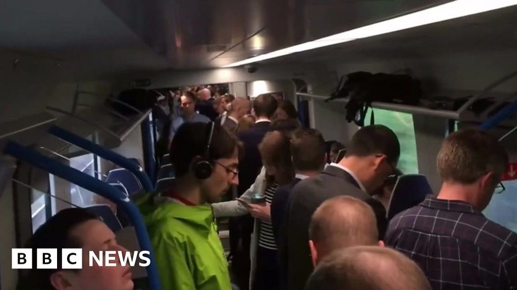 Train torture: What's gone wrong with your rail journey? - BBC News