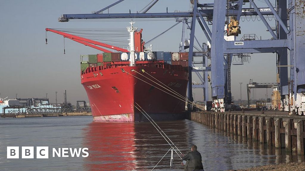 UK announces plan to boost overseas trade - BBC News