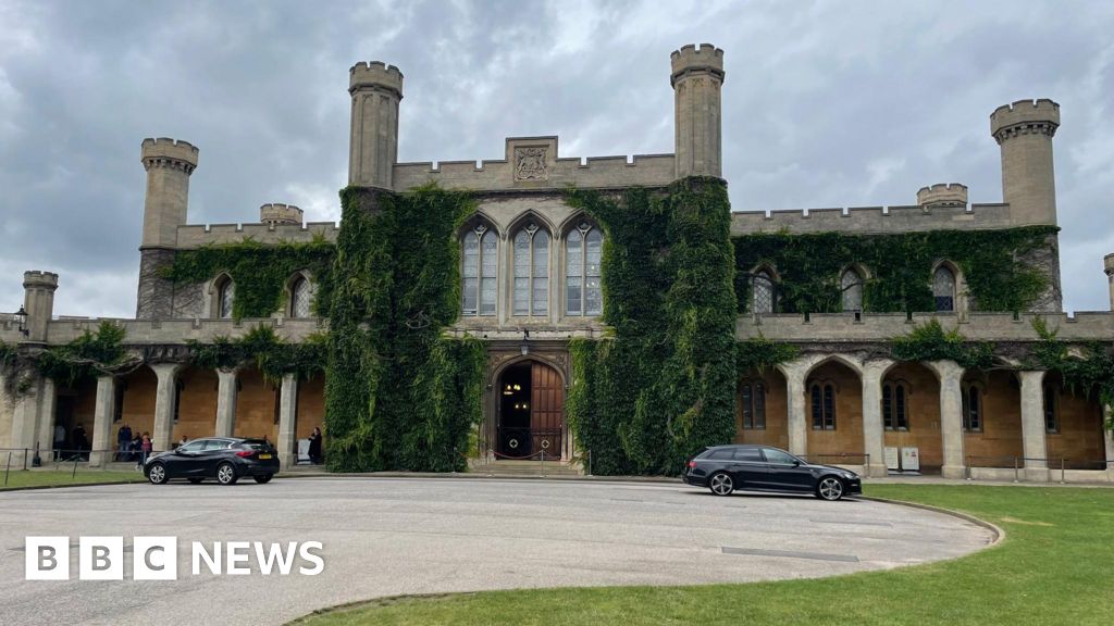 Nottinghamshire PC found not guilty of strangling teenage girl in ...