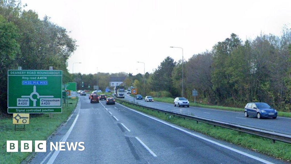 A4174 Bristol ring road: Pedestrian dies after being hit by van - BBC News