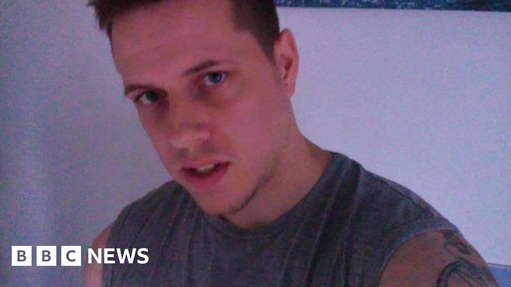 Reading window fall death man Sam O'Brien 'devoted dad' - BBC News
