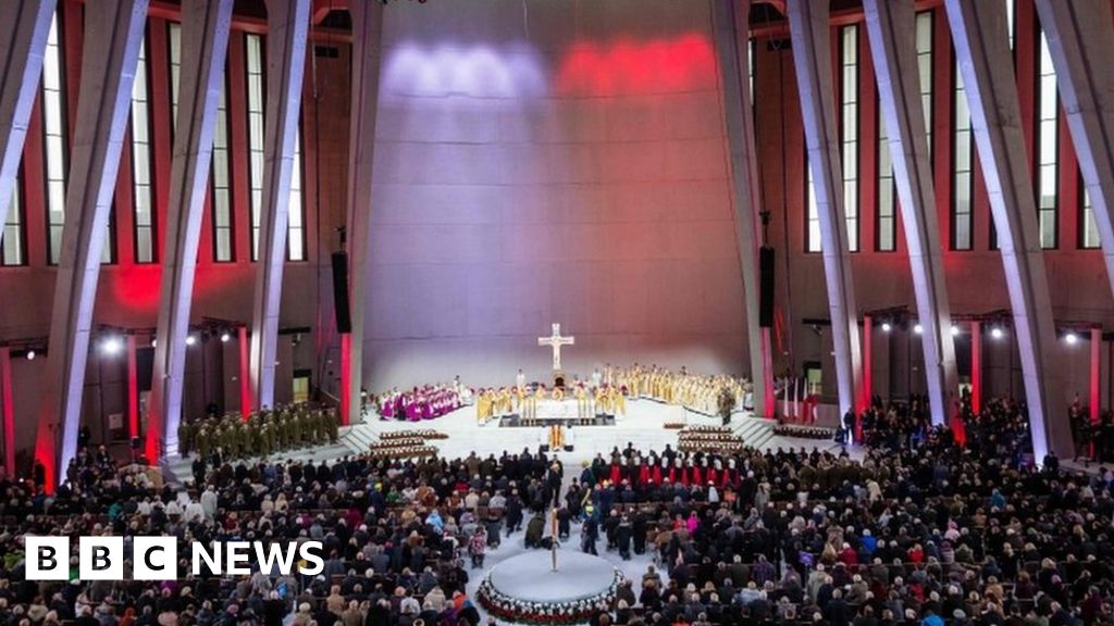 Poland opens huge Catholic shrine - after 224-year wait - BBC News