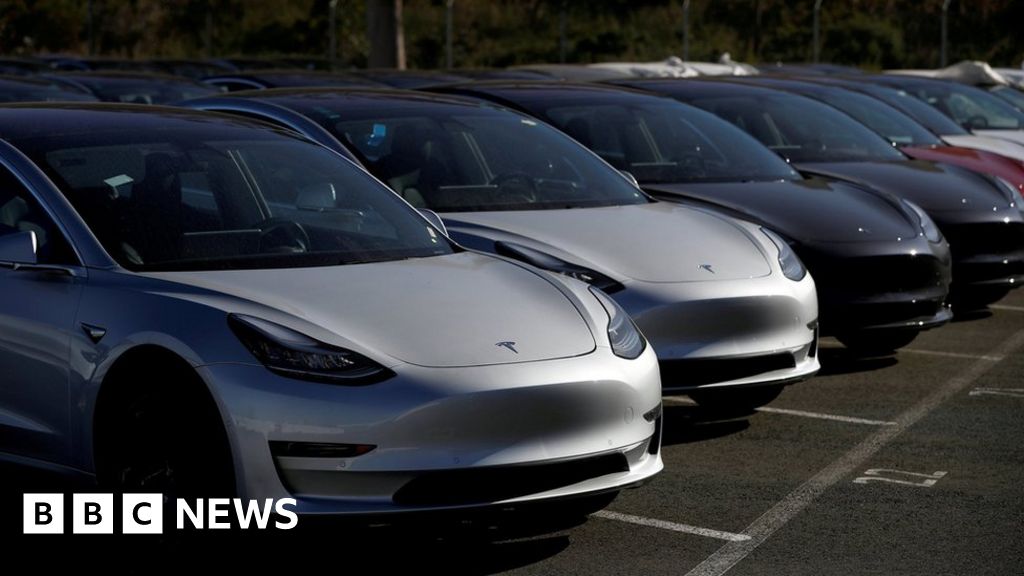 Tesla production hits all time high - BBC News