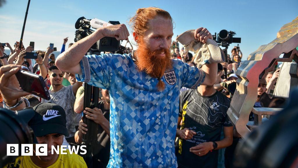 Hardest Geezer: Russ Cook joins Rishi Sunak on run around London