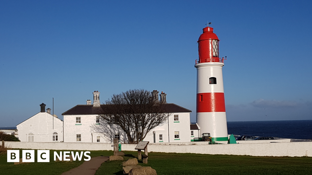 Souter Lighthouse car park plans approved - BBC News