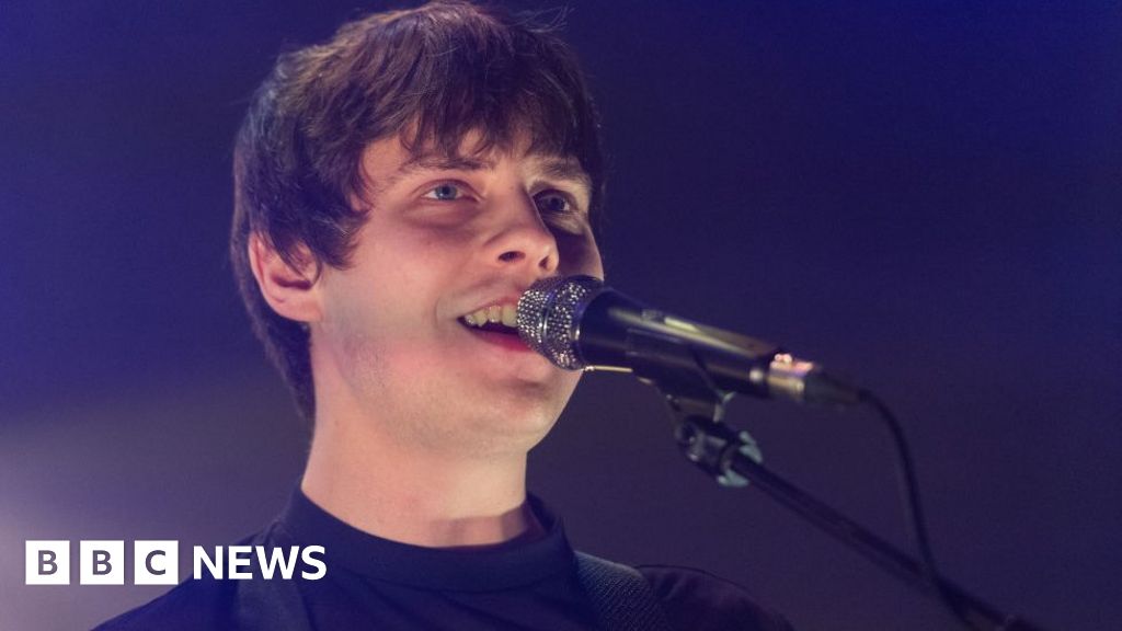 Singer Jake Bugg reflects on 10-year anniversary return to Nottingham