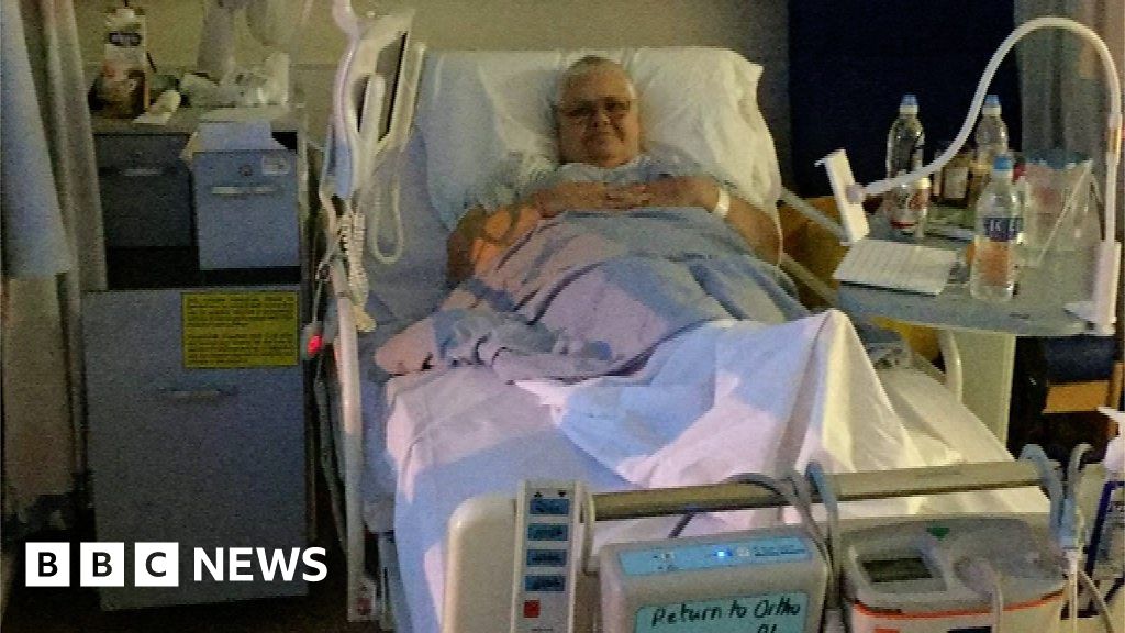 Patient says hospital staff failed to spot her broken back - BBC News