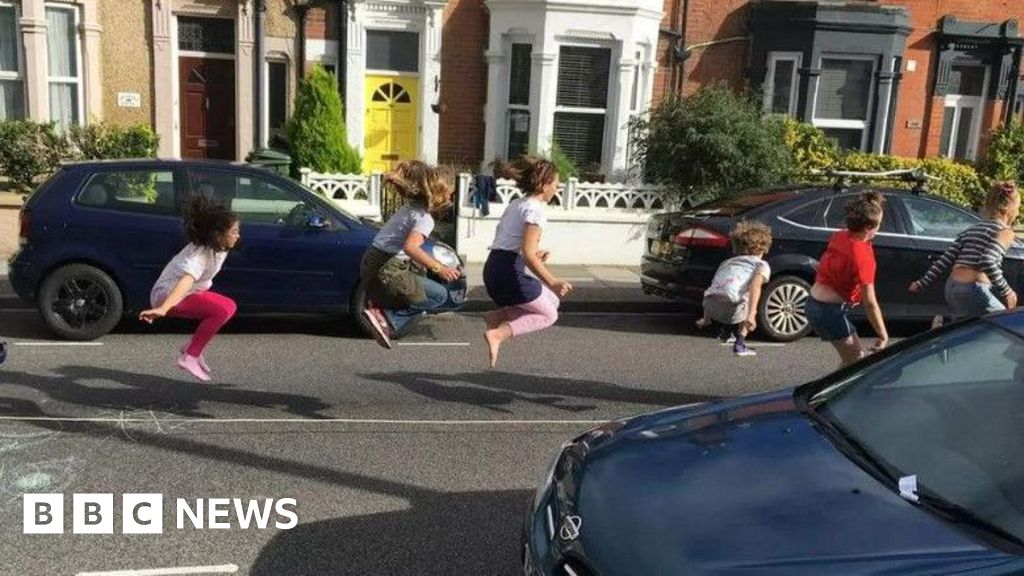 Epsom play street scheme gets green light from council - BBC News