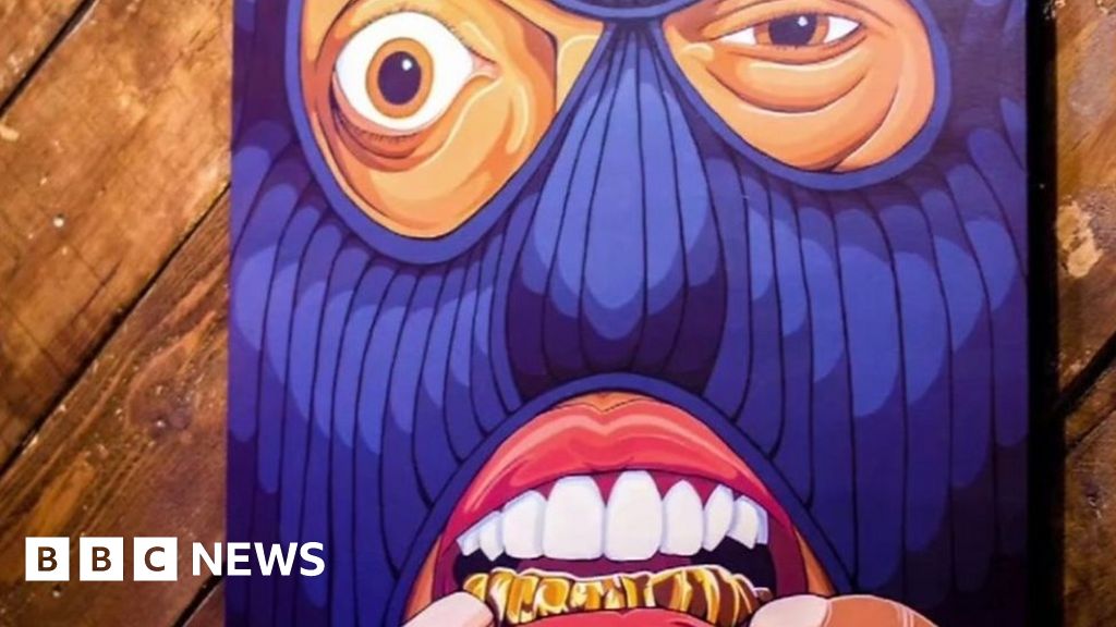 Artist Stazzy says 'going to university isn't everything' - BBC News