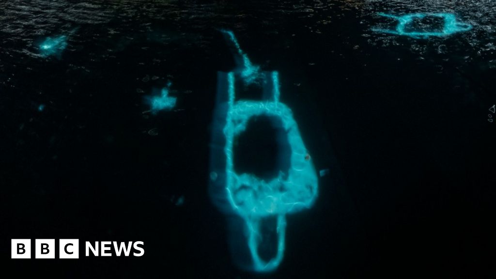 Navvies: Manchester Ship Canal work gives deserved recognition, artist ...