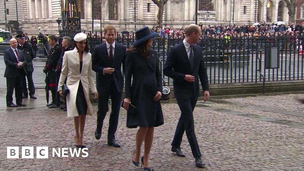Meghan Markle joins Queen for Commonwealth Day service - BBC News