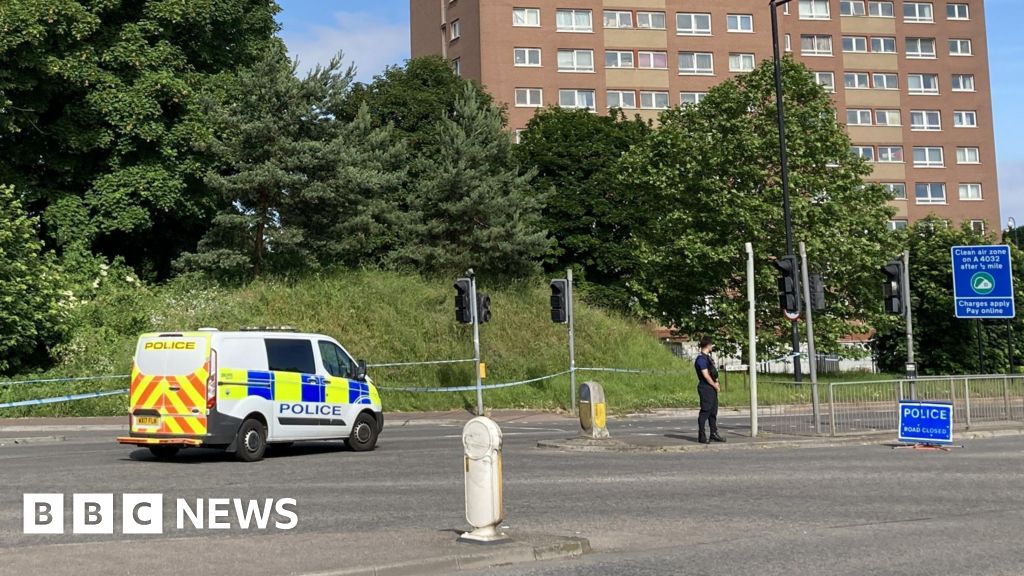 Bristol Police Step Up Stop And Search Powers After Knife Attack