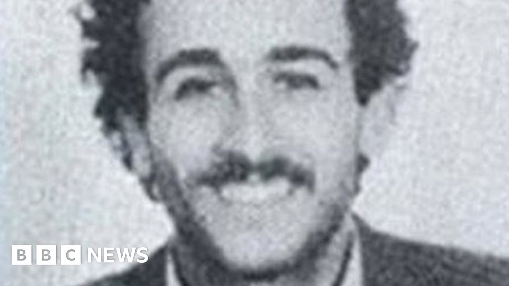 Obituary: Hezbollah military commander Mustafa Badreddine - BBC News